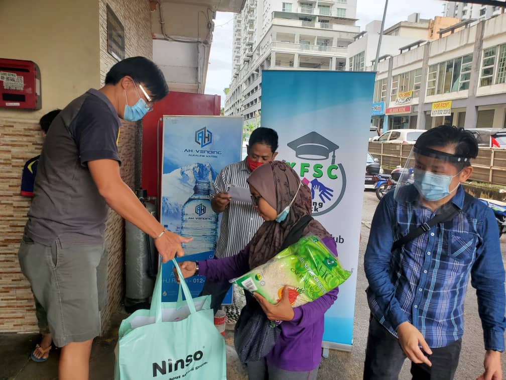 KFSC Food Donation – KF Scholars Club