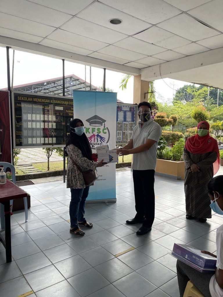 KFSC Donates Tablets to Students – KF Scholars Club